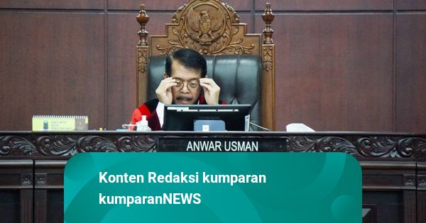 Foto Mk Bacakan Putusan Gugatan Batas Usia Capres Cawapres
